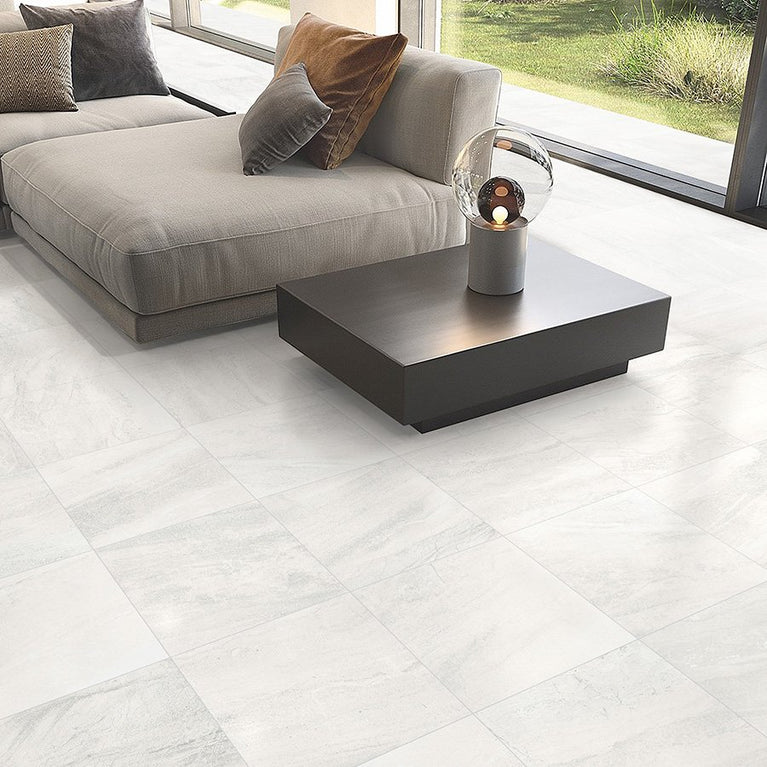 SILVERSTONE – Exquisite Stone and Tiles